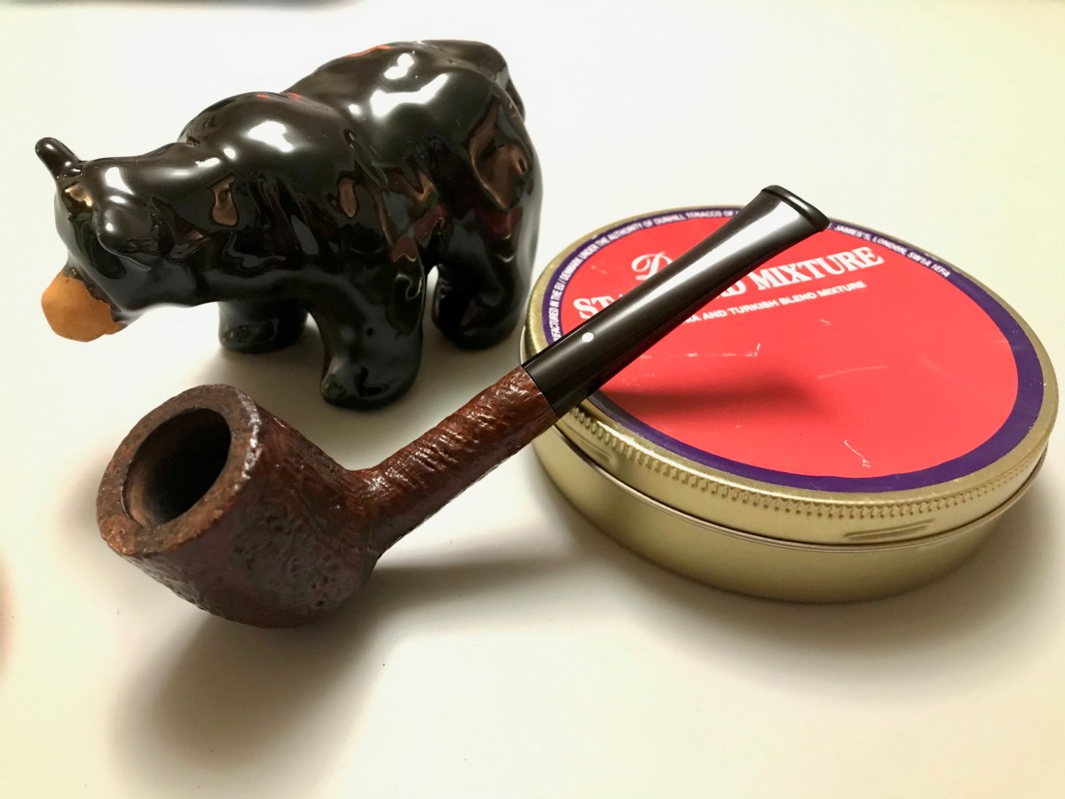 Restoring the rim of a 1964 Dunhill Tanshell – Lunting Bear Pipe ...